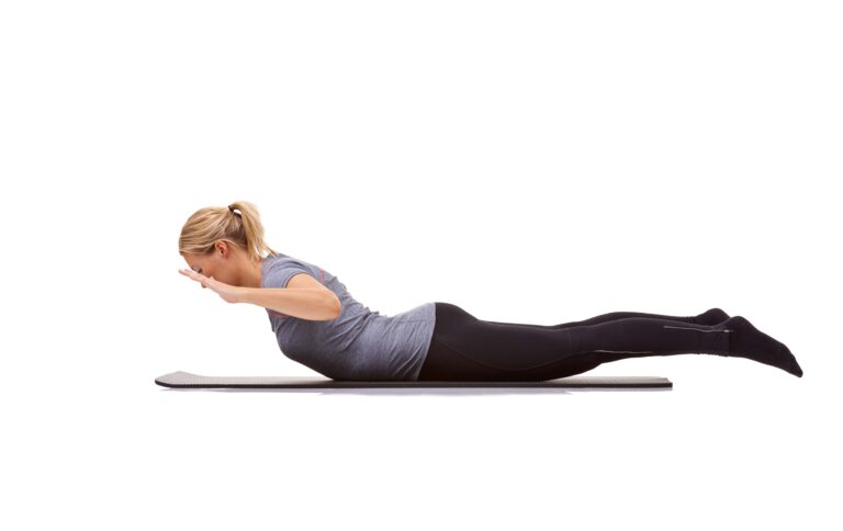 8 Easy Bodyweight pull exercises at home; No equipment